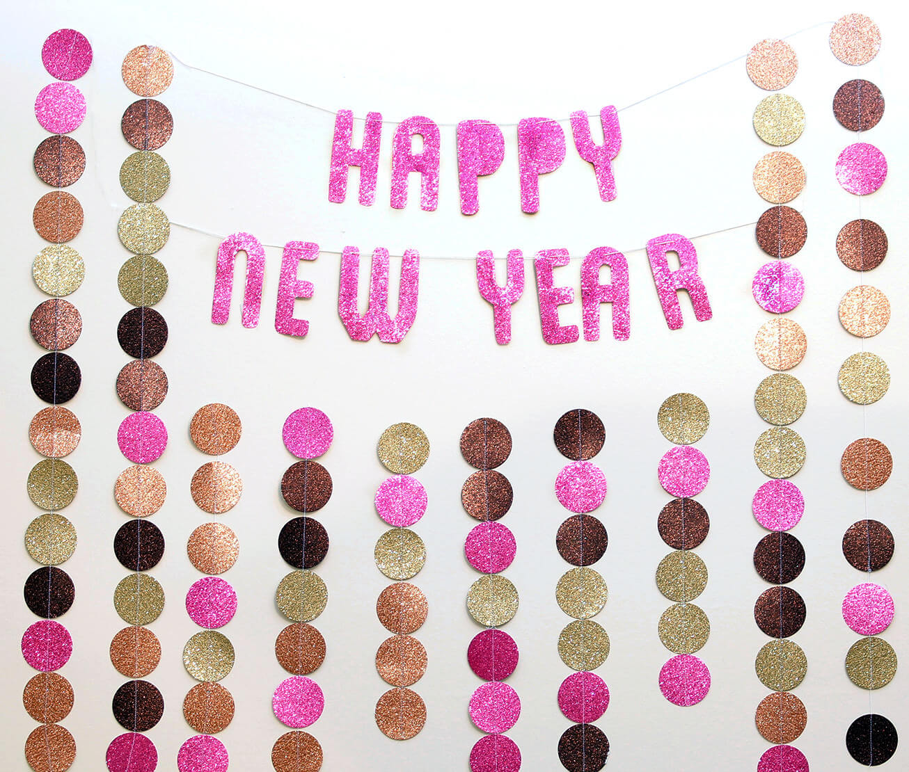 Countdown to Fun: DIY New Year's Eve Decorations and Party Printables ...