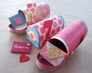 From Paper Hearts to Candy Huggers: Creative Valentine's Day Crafts for ...